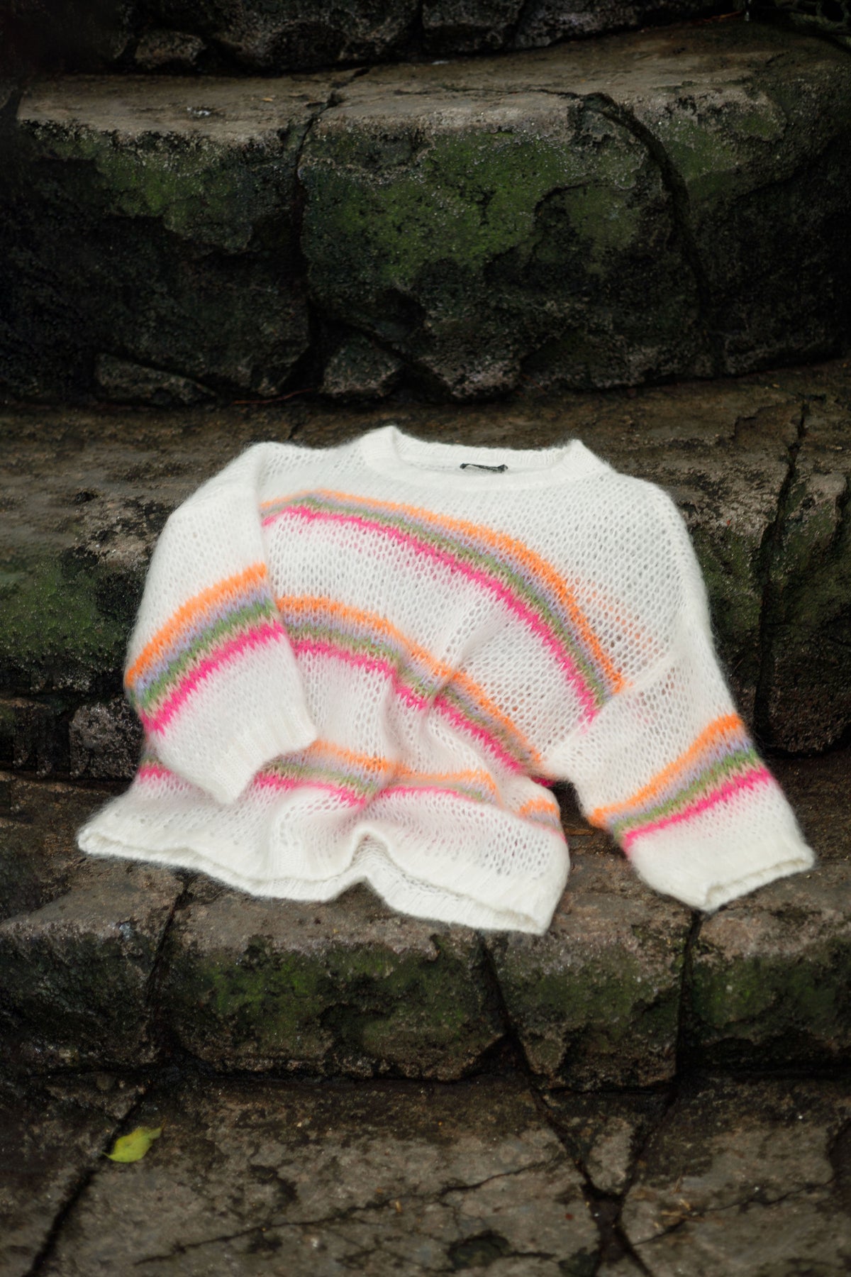 Strik | Stort udvalg af strik, sweatere & cardigans | Blackcolour.dk