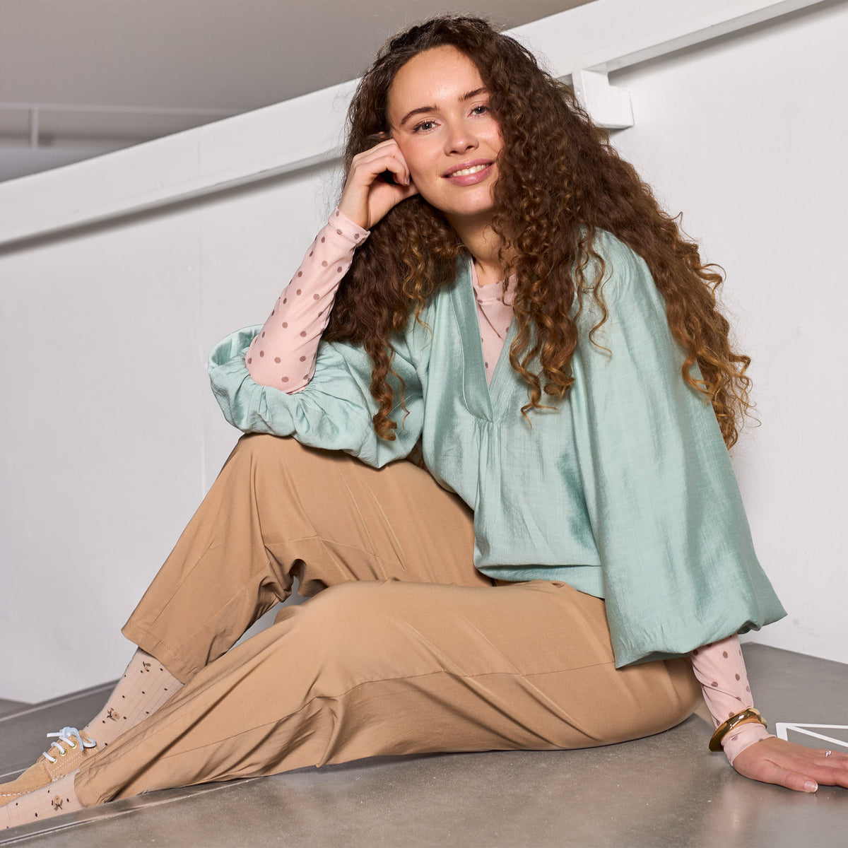 Bluser | Mesh og satin | Se vores store udvalg | Blackcolour